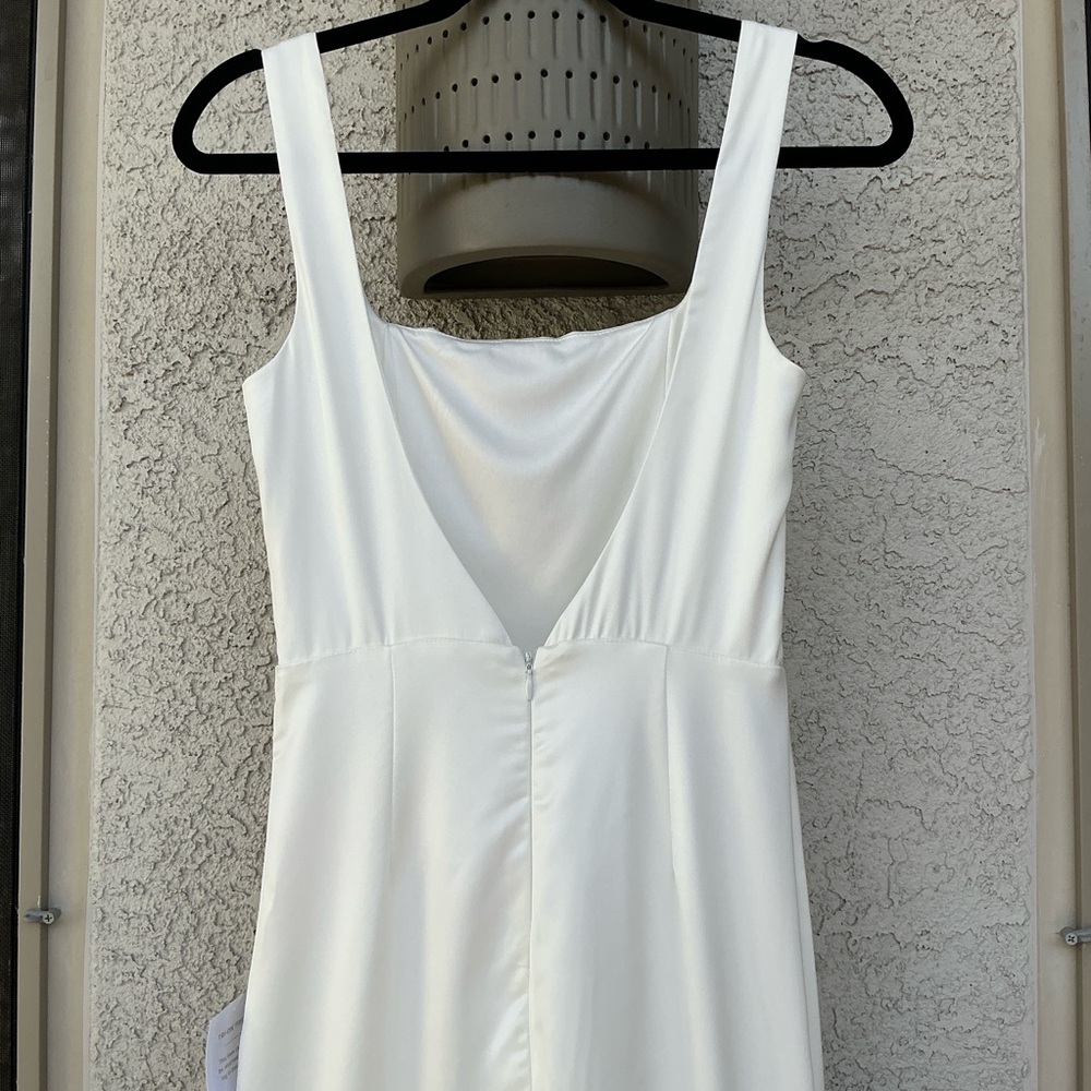 Lulus | Dresses | Nwt Lulus Luxe Loveliness White Satin Backless ...